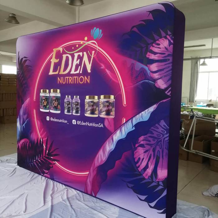 Backlit Displays | Custom Made Trade Show Booths