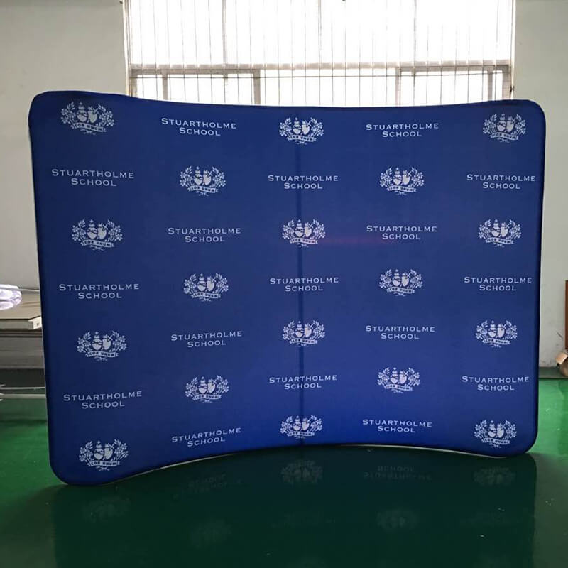 Step And Repeat - Curved - Custom Made Trade Show Booths